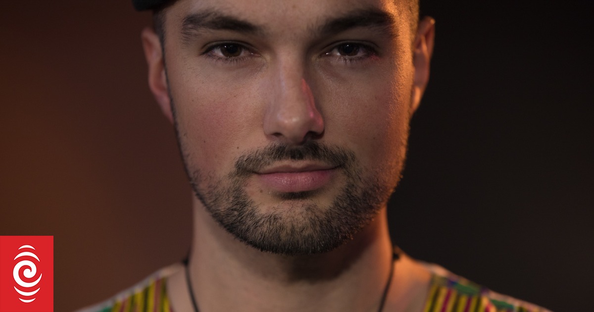 LIVE SESSION: Wellington rapper Rei performs in te reo | RNZ