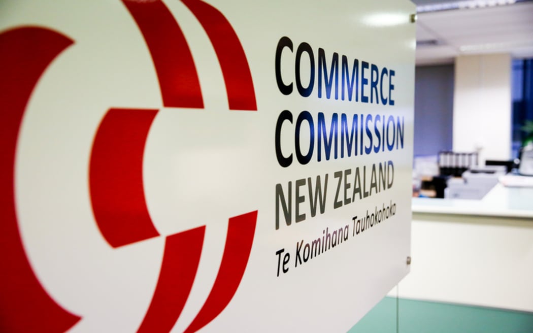 Commerce Commission looks into Harvey Norman and LG Electronics | RNZ News