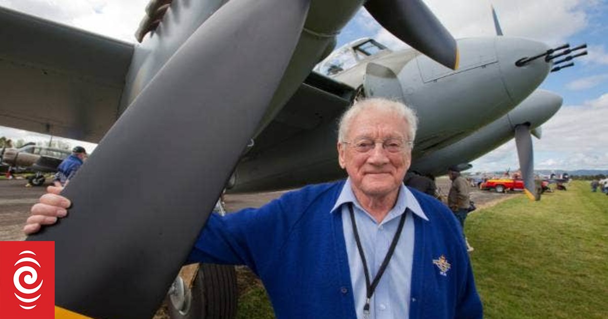 WWII Air Force pilot celebrates 100th birthday | RNZ