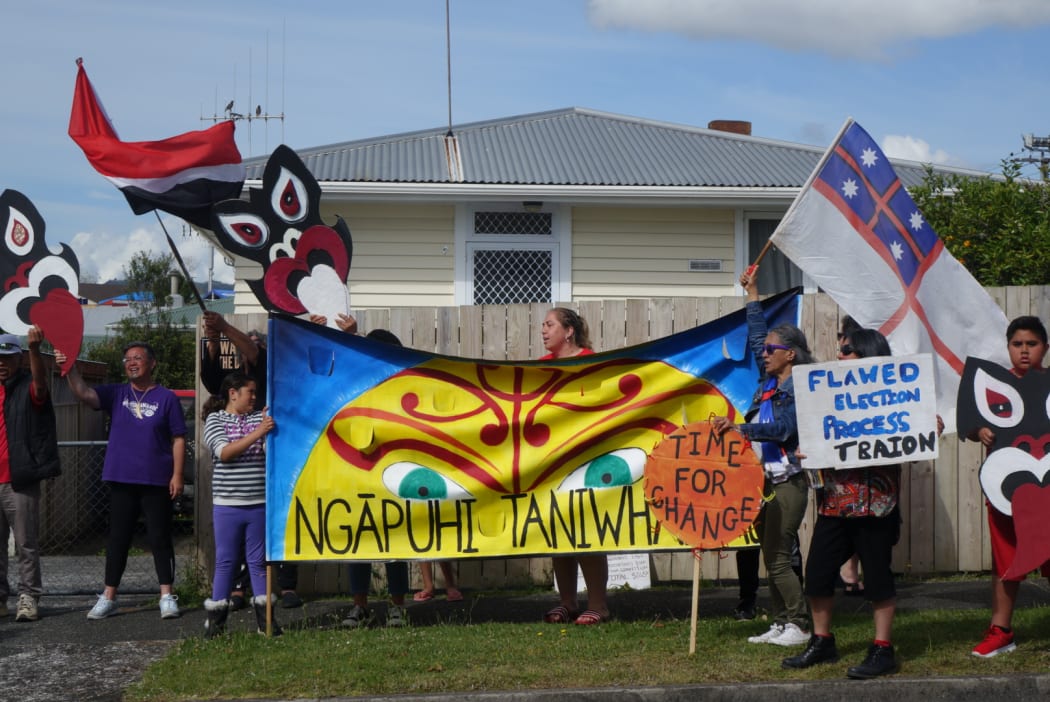 Ngāpuhi hapū protest iwi's leadership | RNZ News