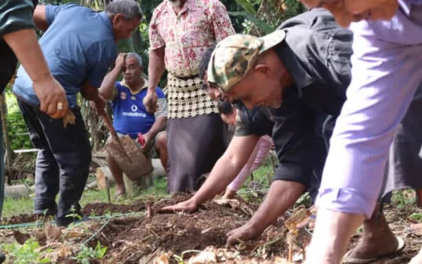 Tonga bets on China deal to modernise farming ahead of general election ...