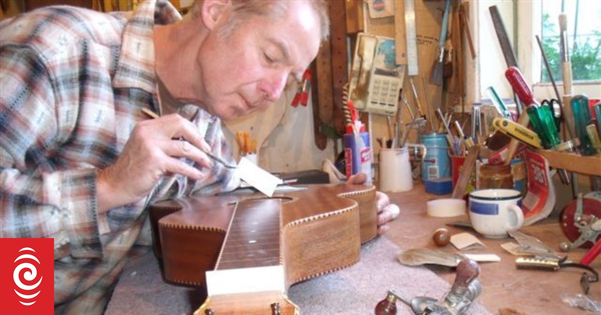 Paddy Burgin, luthier | RNZ