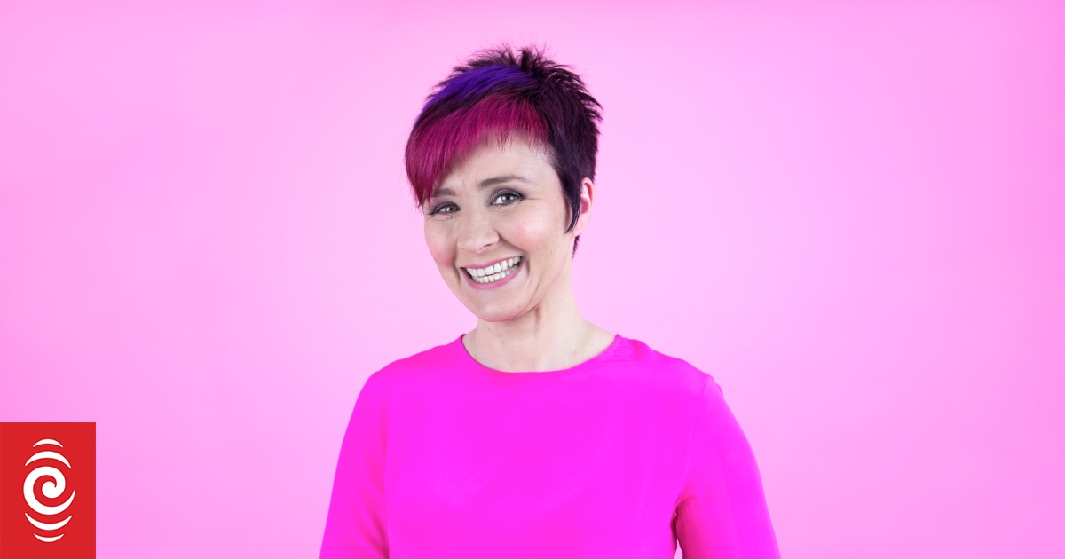 Comedian and actor Cal Wilson dies, age 53 | RNZ News