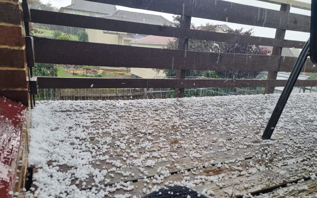 Severe thunderstorms, torrential rain and hail strike southern regions ...