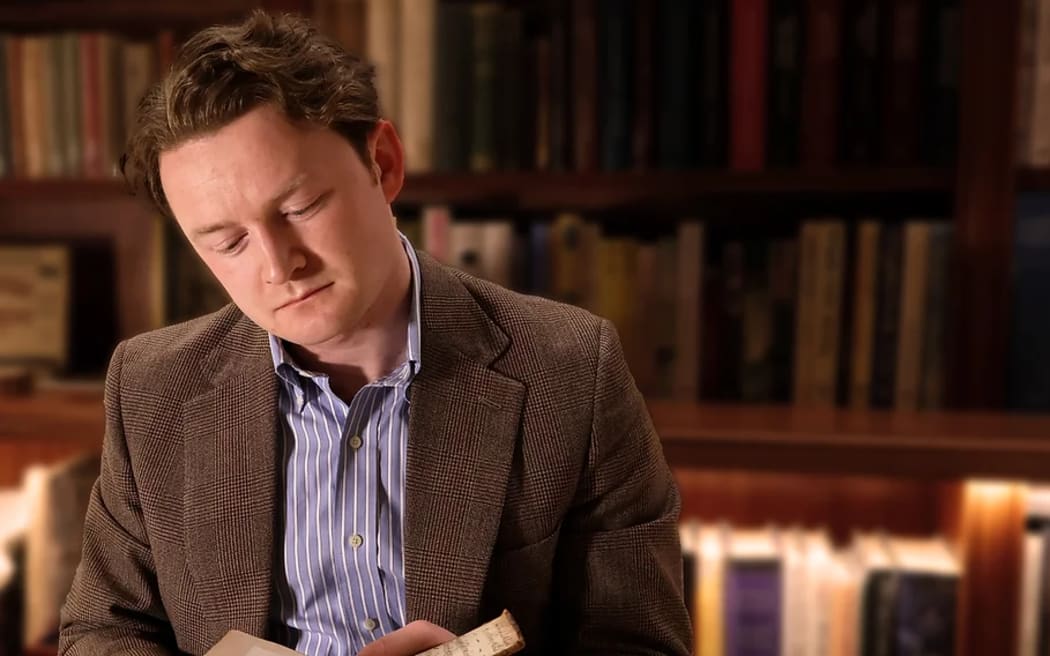 Tom Ayling: Mixing antique bookselling with TikTok | RNZ