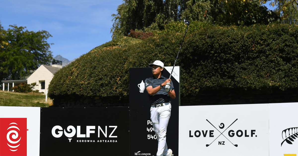 Australian golfer determined to keep playing despite losing sight in ...