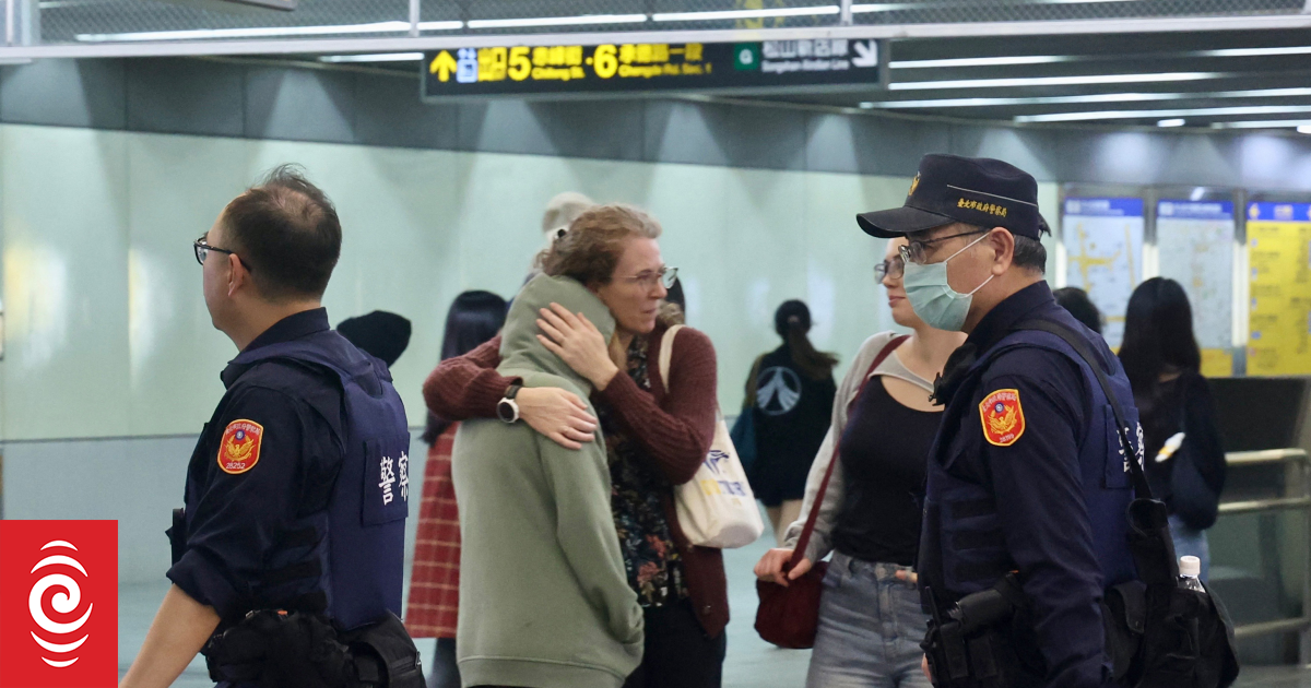 Three killed in Taipei metro attacks, suspect dead | RNZ News