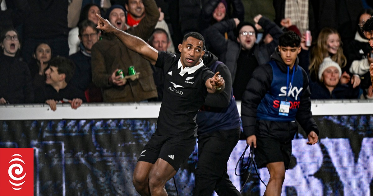 Comeback kid Sevu Reece stars in All Blacks tense win | RNZ News