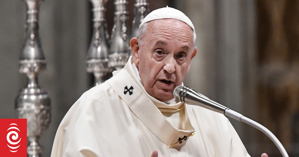 Pope lifts 'pontifical secret' rule in sex abuse cases | RNZ News