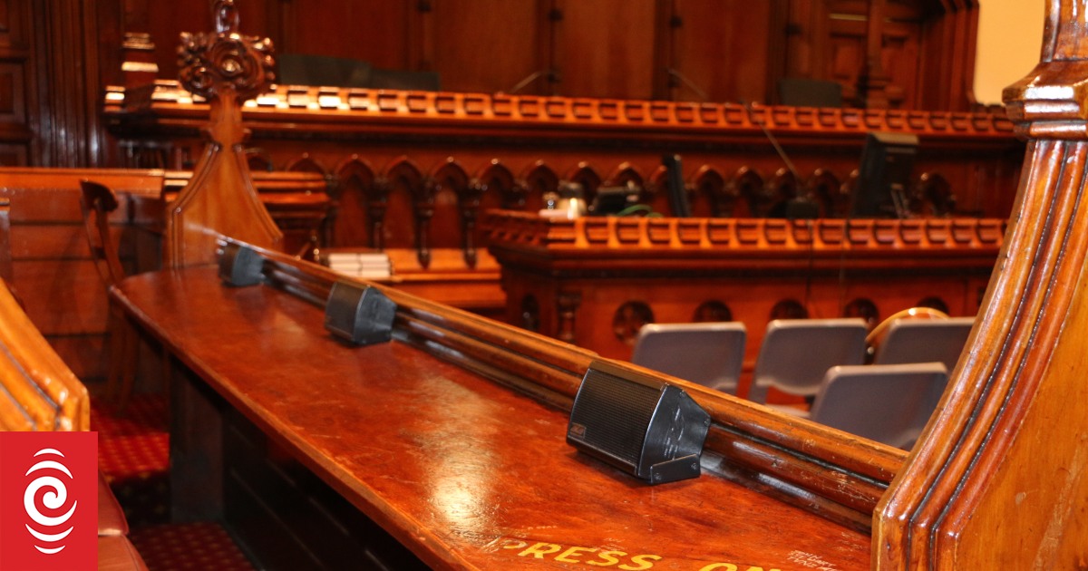 What changes are being made to contempt laws? | RNZ