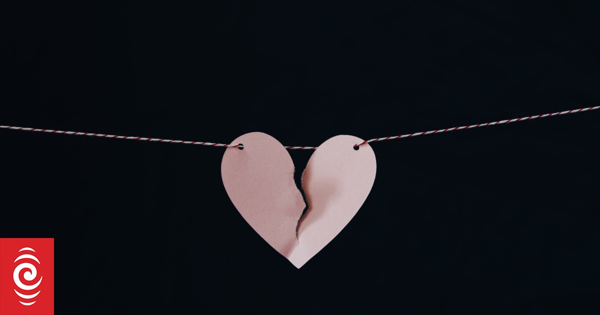What is heartbreak - and can it kill you? | RNZ