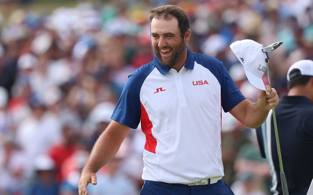 Scottie Scheffler wins Olympic gold after final flourish | RNZ News