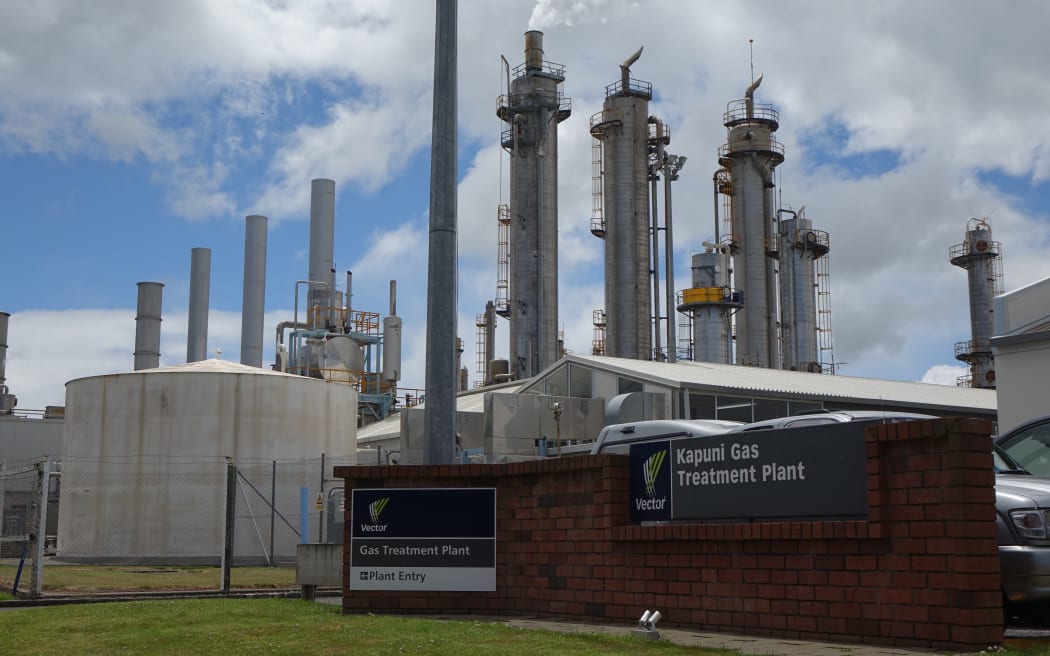 Safety problems shut Todd Energy Kapuni plant for past fortnight | RNZ News