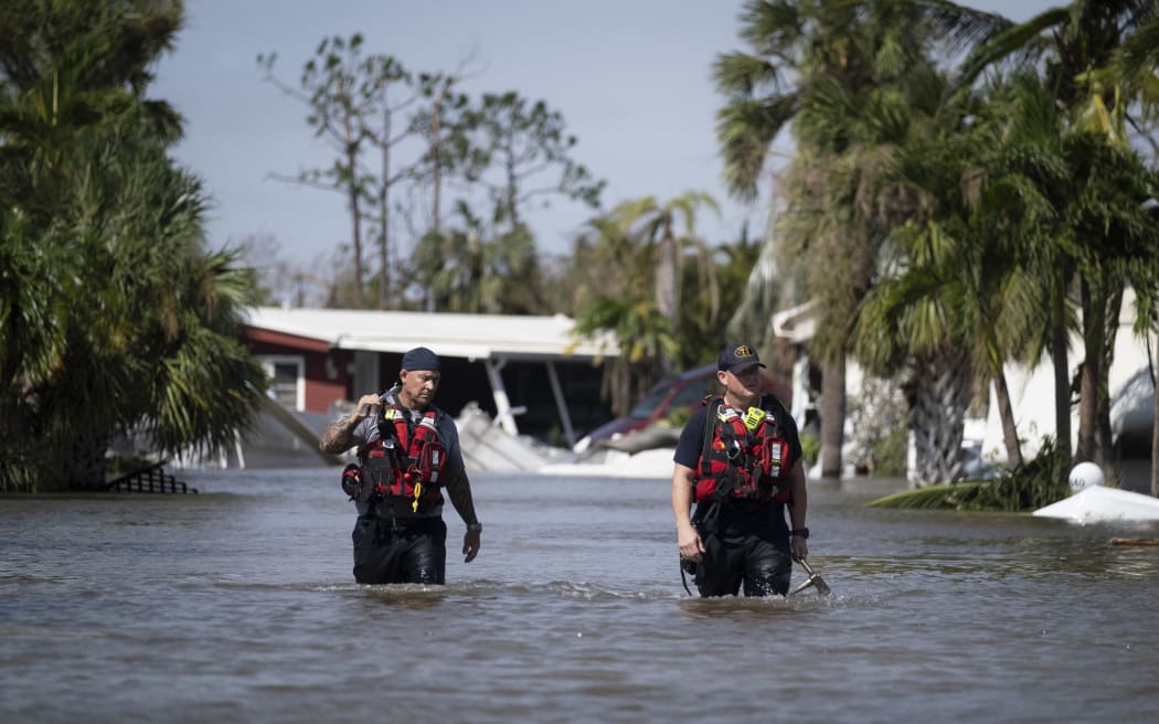 Hurricane Ian: Death toll rises as storm strengthens | RNZ News