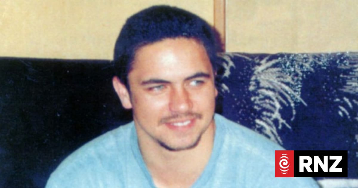 Family of Steven Wallace take case against police to High Court | RNZ