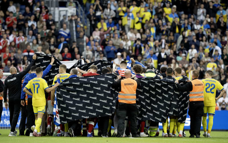 Denmark's Christian Eriksen collapses again during international match ...