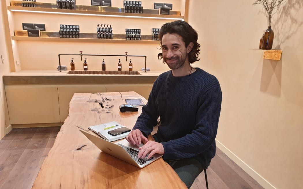 Teen founder of poi company among winners at Māori Business Awards ...
