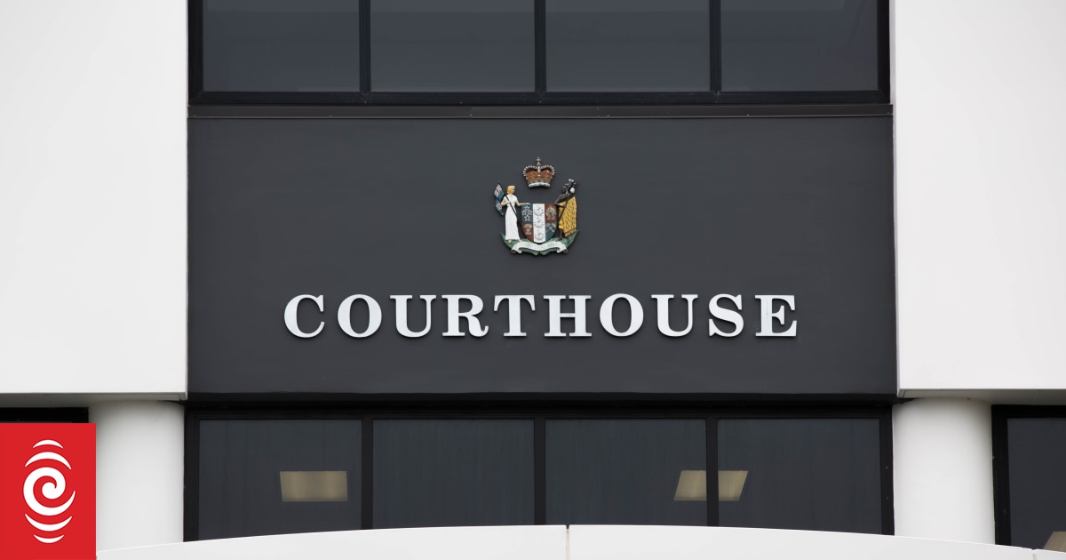 Hamilton robber jailed for two years | RNZ News