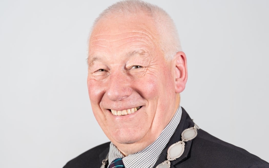'He was one of us': Death of former mayor sparks outpouring of tributes ...