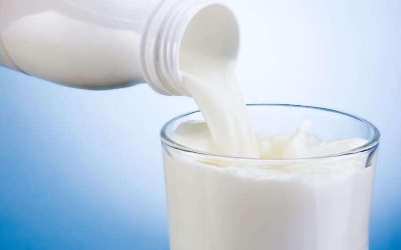 Weakening trend sees ANZ Bank cuts its farmgate milk price by 3.5 ...