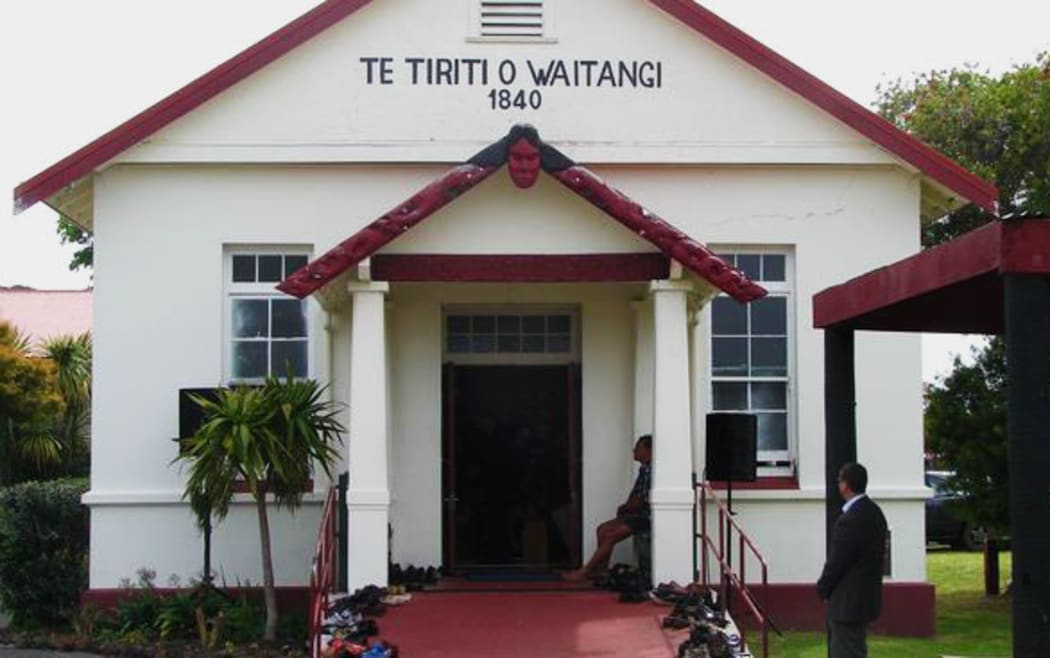 Promise of plain talk at Waitangi | RNZ News
