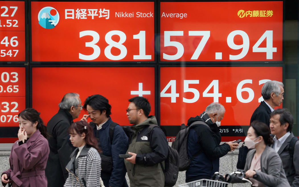 Japan unexpectedly slips into a recession | RNZ News