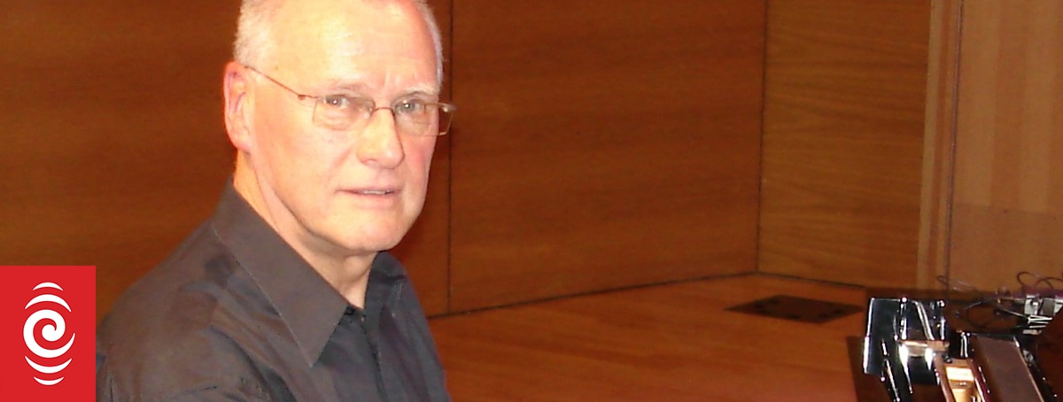 Terry Crayford - Virtuoso piano player | RNZ