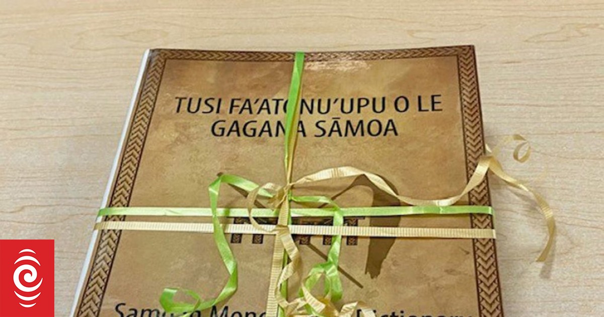 Samoa gets its first monolingual dictionary | RNZ