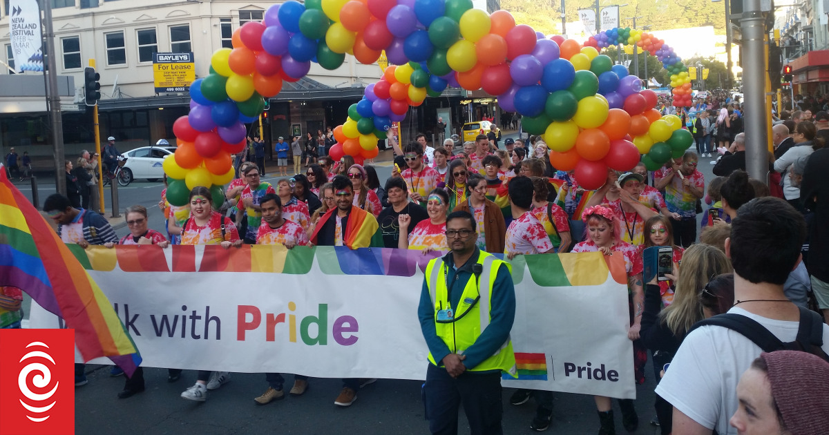 Thousands turn out for Wellington Pride Parade | RNZ News