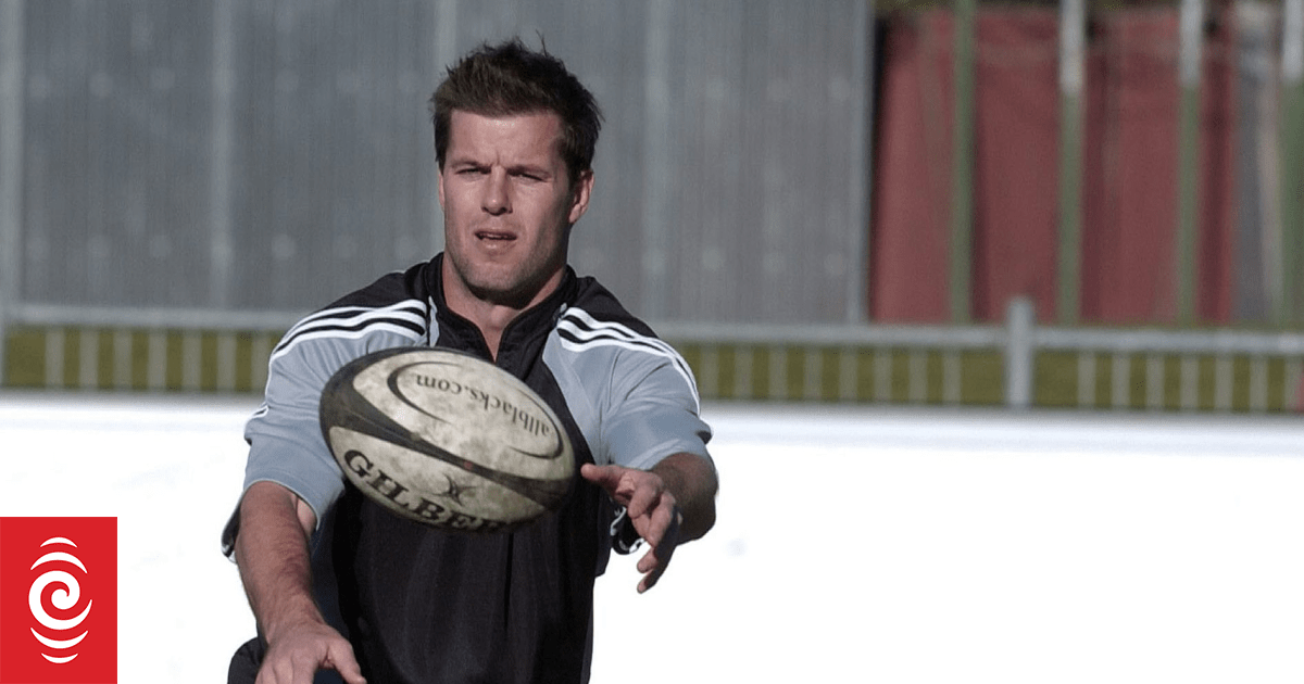 Concussion-hit AB Steve Devine wants collision games axed | RNZ News