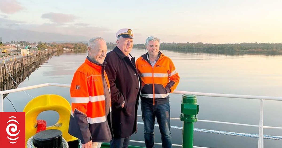 Around the motu: Ellen Curnow in Westport | RNZ