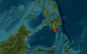 Powerful Philippine quake leaves at least 32 feared dead, survivors ...