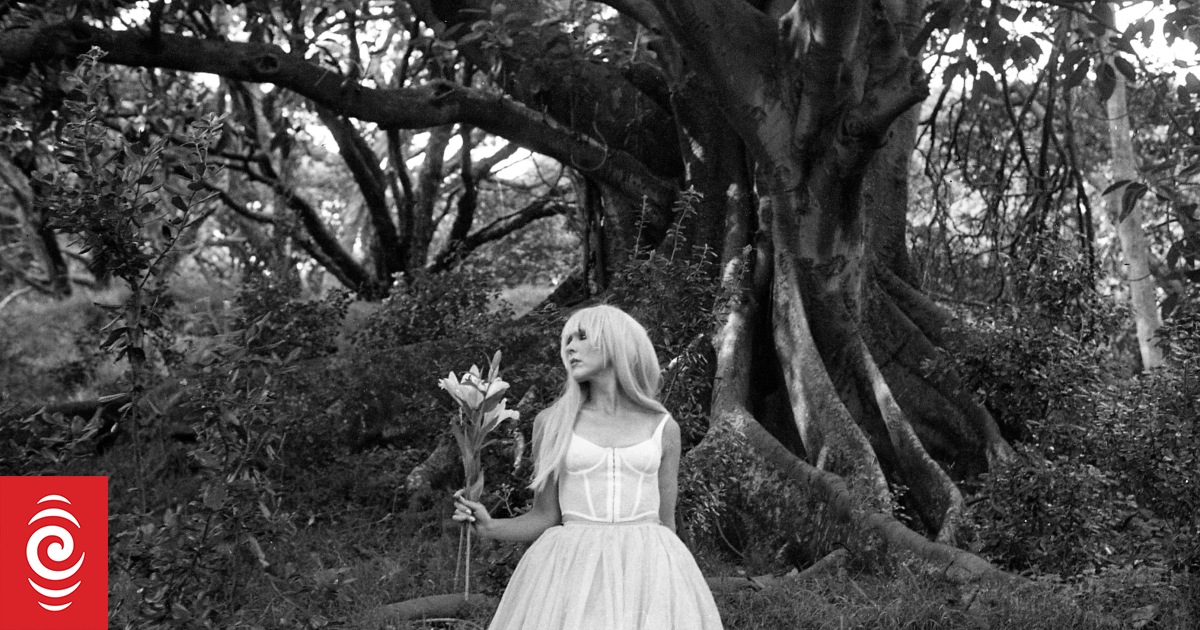 First song: How Bizarre cover by Reb Fountain | RNZ