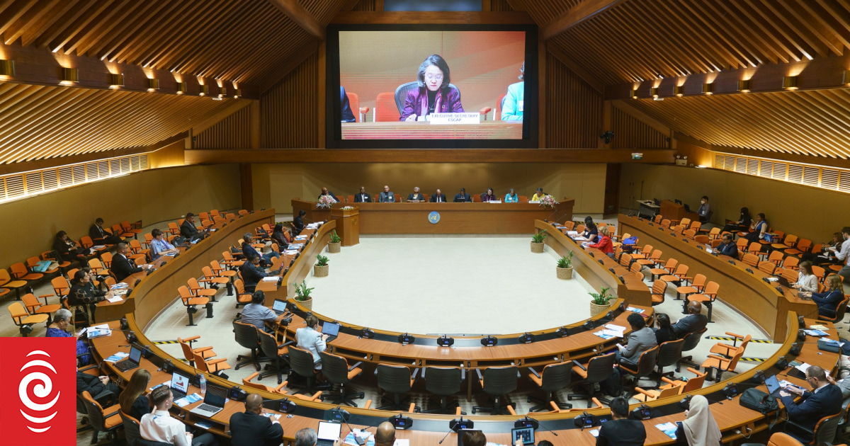 Climate change resolution adopted at Asia-Pacific summit | RNZ News