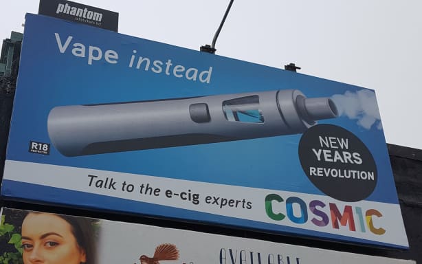 Nicotine e-cigarettes to be made legal | RNZ