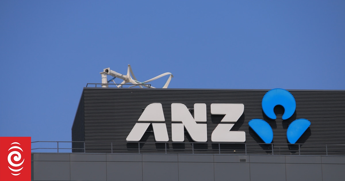 ANZ loses landmark class action over loan error | RNZ