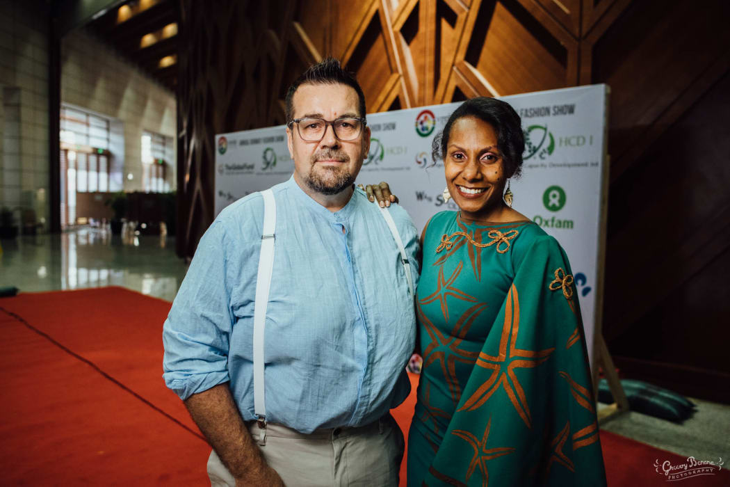 Calling Home: Glen Craig in Port Vila | RNZ