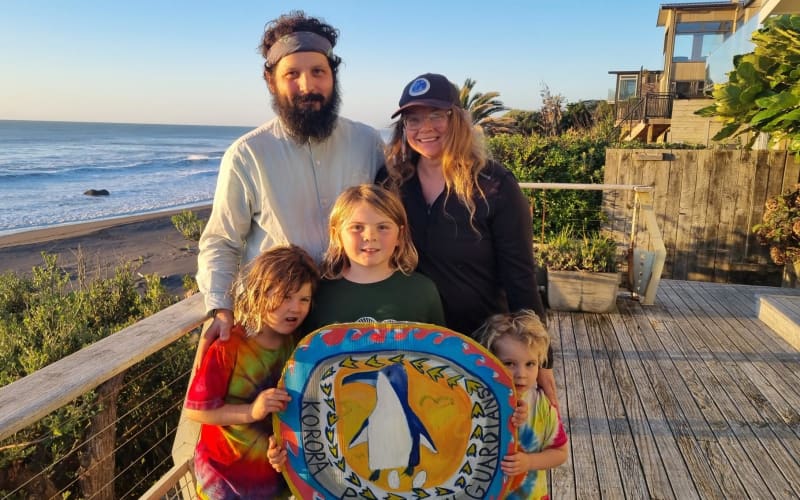 'Penguin highways': Family's deep-dive into little blue penguins proves ...