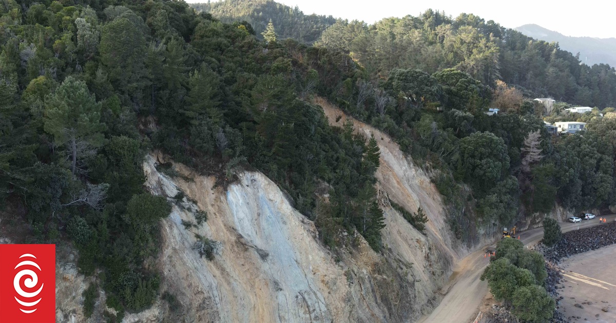 State Highway 25 reopens after multiple slips forced its closure | RNZ News