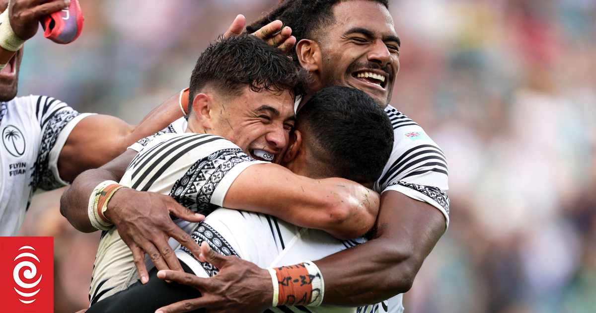 Caleb Muntz inspires Fiji to surprise win over Wales | RNZ News