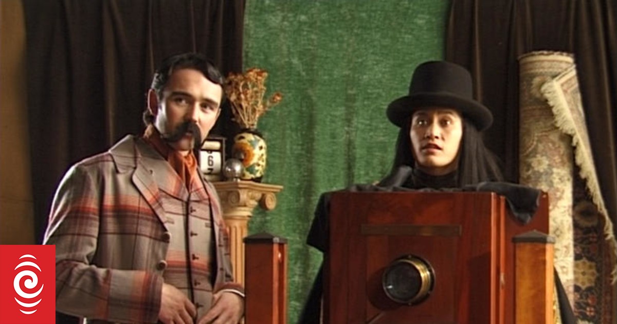 Reuben Friend and Ioana Gordon-Smith - A camera on the shore | RNZ