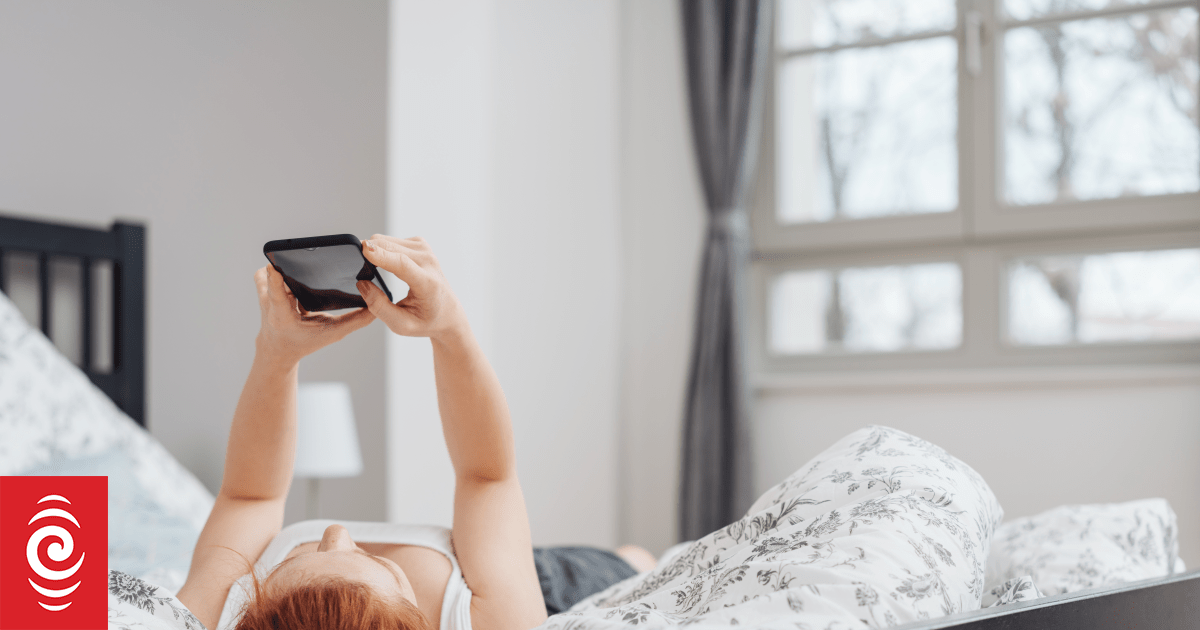 Understanding 'time confetti' and how it's stealing your downtime | RNZ ...