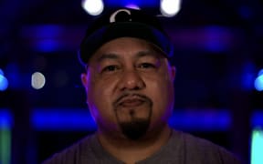 Watch: Che Fu performs 'Chains' with live horns: 'I'm really happy to ...