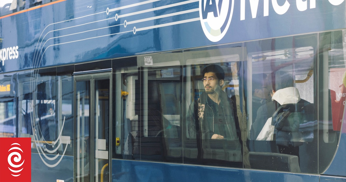 'Traumatised’ Auckland bus driver seeks action after abusive incident ...