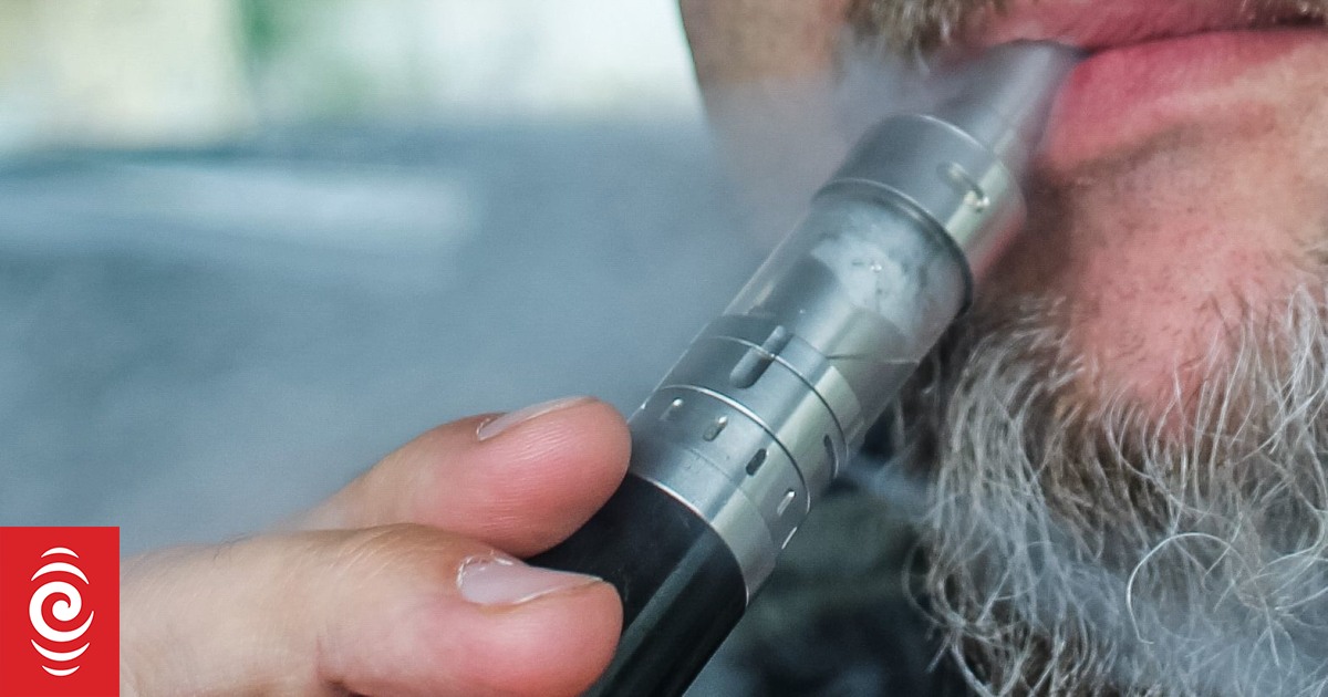 RNZCGP calls for vapes to be prescription-only | RNZ News