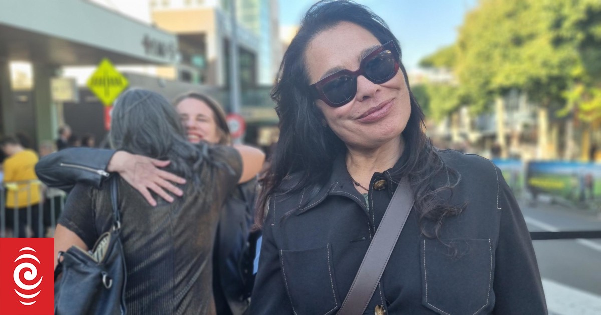 Around the motu: Robin Martin in Taranaki | RNZ