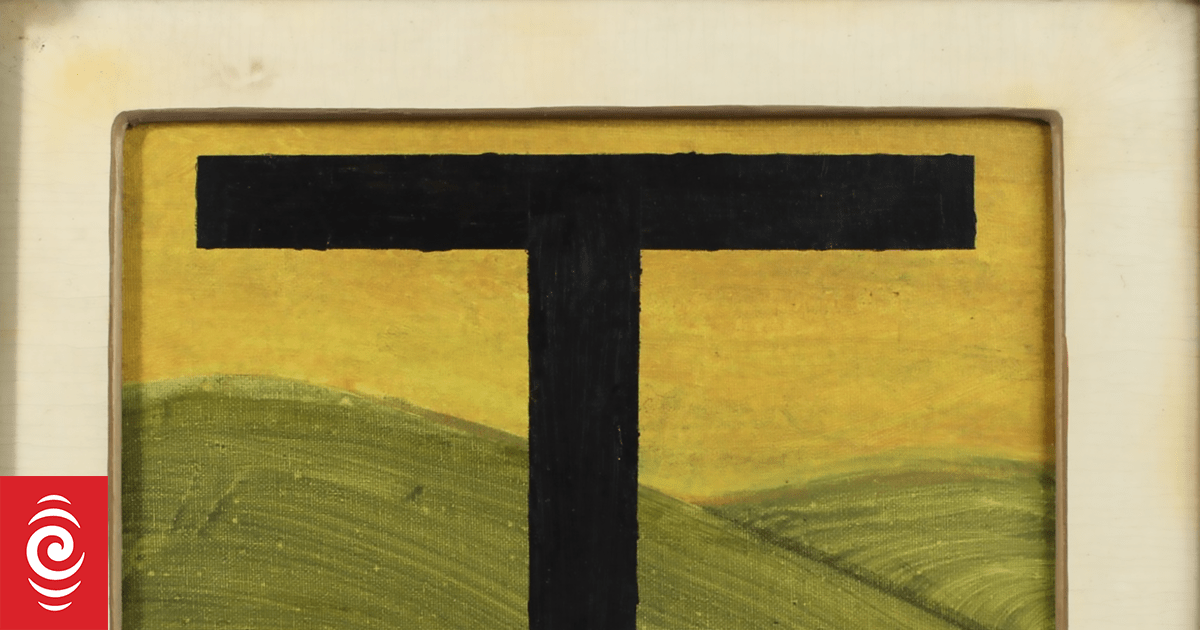 '$200' painting sells for $31,000 at British auction after being ...