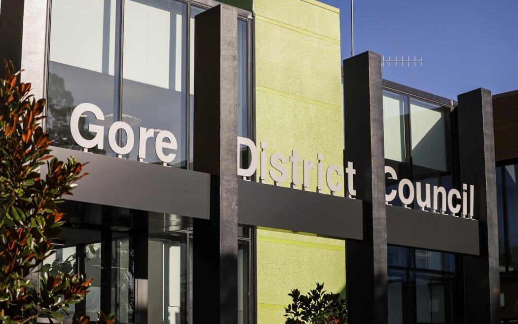 Gore council the latest to consider huge rates hike | RNZ News