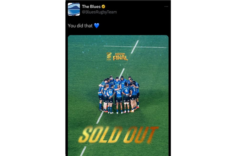 Eden Park sells out for Blues v Chiefs Super Rugby Pacific final | RNZ News