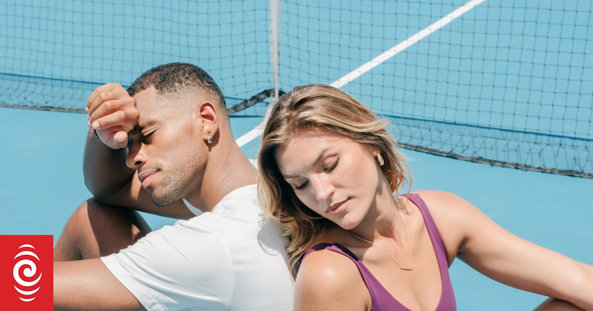 How romance fiction is spicing up the sports world | RNZ
